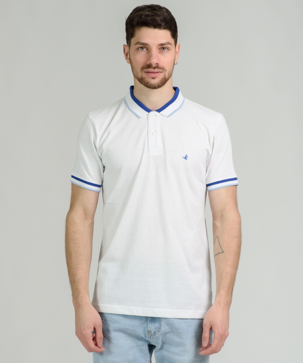 Las polos de nuestra colecciones mantienen un diseño elegante formal ...